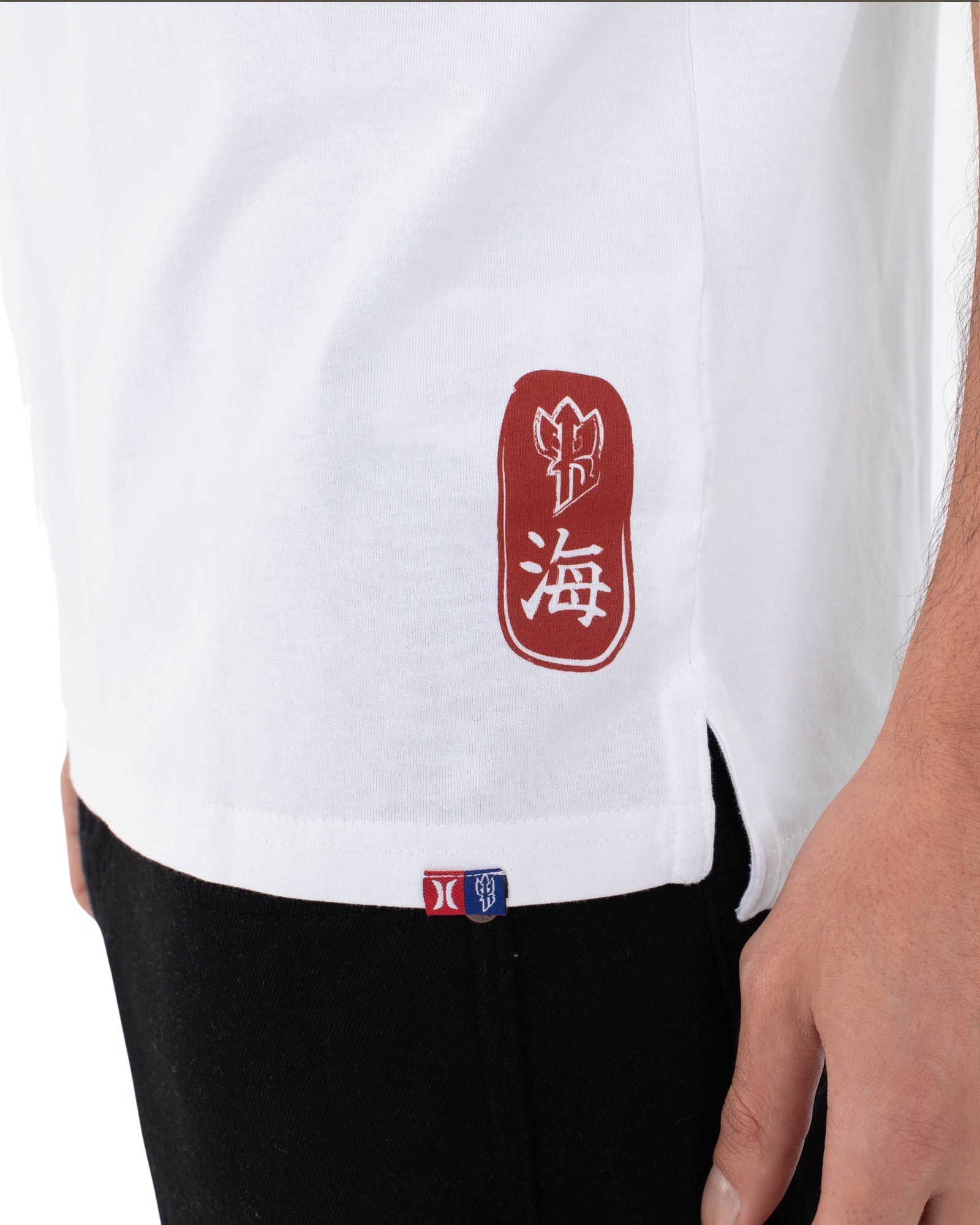 The Hurley Dragon Kai T-Shirt in White | Anns Cottage – Ann's Cottage
