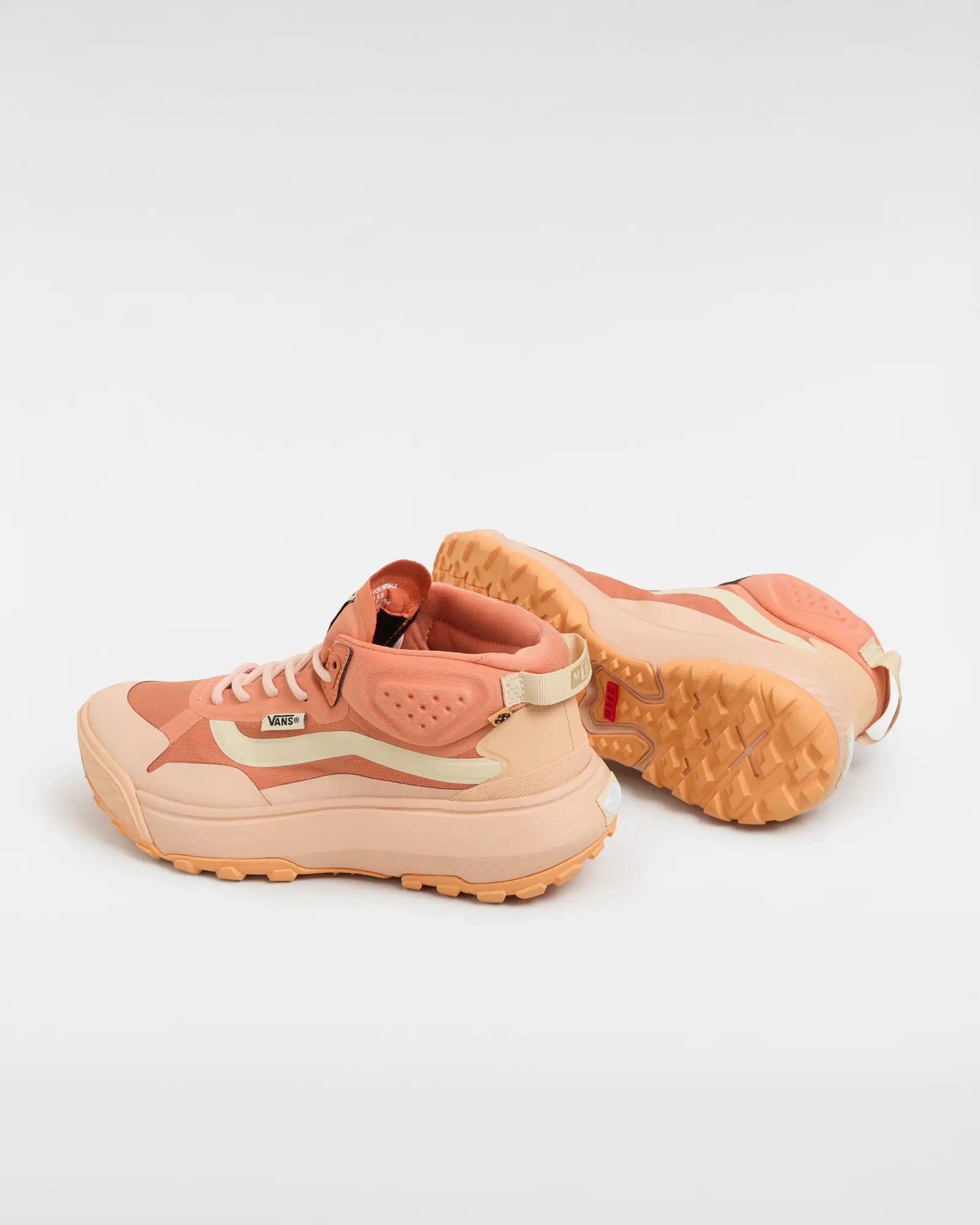 The Vans MTE Crosspath Mid Shoes in Cream | Anns Cottage – Ann's Cottage